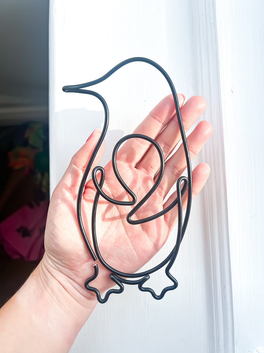 Wire Penguin – In other words designs